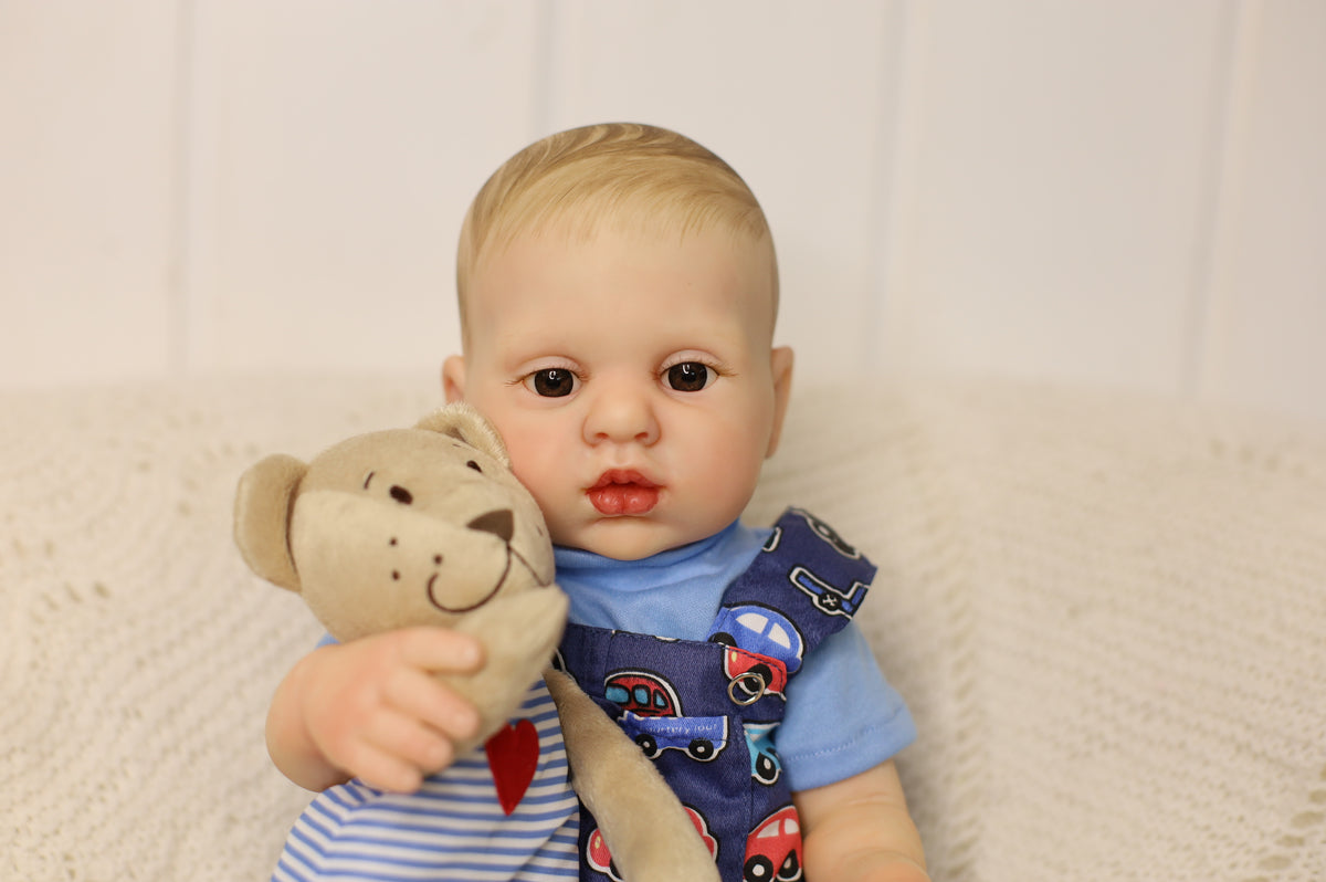 Full Vinyl Dolls – Aliyah's Playborn World