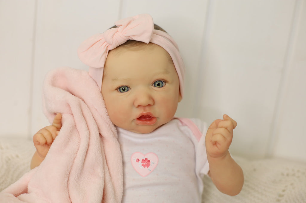 Playborns – Aliyah's Playborn World