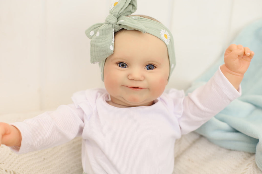 Playborns – Aliyah's Playborn World